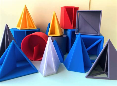 3d Geometric Models In Geogebra Od Autora Jitka Rambousková Vzdělávání