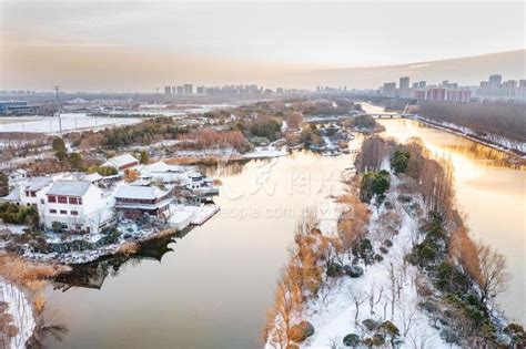 江苏宿迁公园雪景美如画 人民图片网
