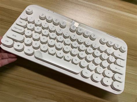 White Bluetooth Keyboard Computers Tech Parts Accessories Computer Keyboard On Carousell