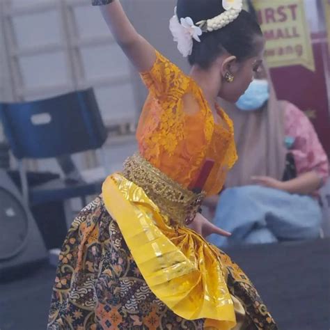 Kostum Jaipong Tari Kostum