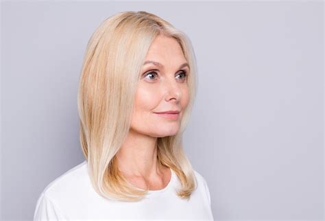 15 Best Low Maintenance Mom Haircuts To Try In 2024 Hairstylecamp