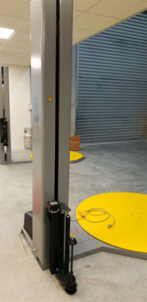Eva Semi Auto Pallet Wrapper Xf 2010 Mps Packaging Australia