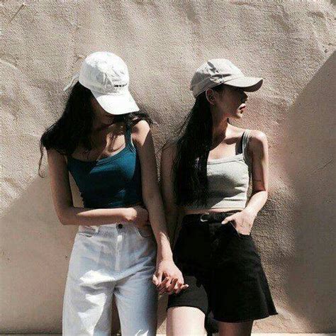 วิธีเลือกชุดแซ่บๆ แต่งตัวไปร้านเหล้าให้น่ามอง น่าจีบสไตล์