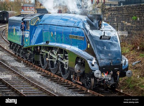60007 Sir Nigel Gresley Lner Class A4 4 6 2 Pacific Steam Locomotive Seen On The East