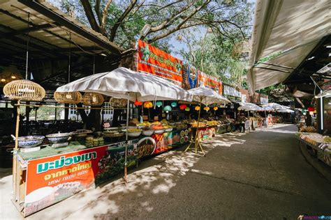 ช้อป ชิม ชิลล์ ที่ตลาดหลวงปู่ทวด อยุธยา เที่ยวได้ทั้งวันไม่มีเบื่อ