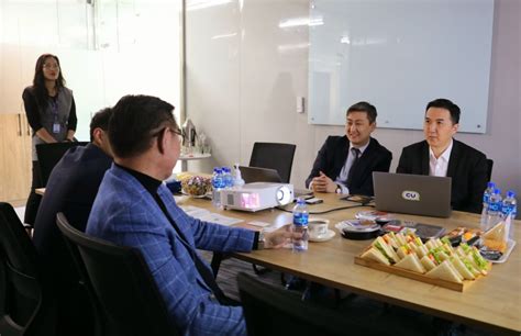 Г Чинзориг Монголын түүхий эдээр бэлтгэсэн бүтээгдэхүүнийг БНСУ д