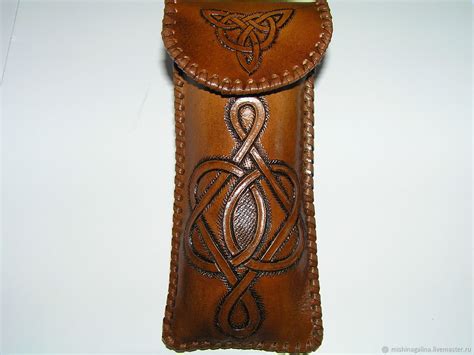 Очечник из кожи с гравировкой ."Кельты" купить в интернет-магазине ...