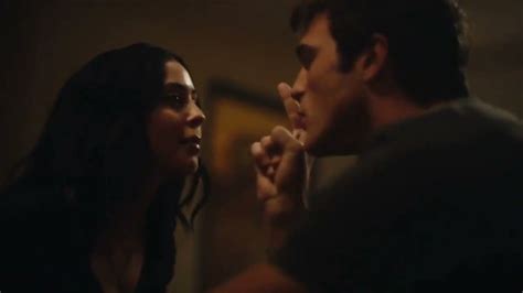Maddy Y Nate Se Ven A Escondidas Euphoria 1×6 Español Latino Youtube Maddy Y Nate Se Ven A Escondidas Euphoria 1×6 Español Latino Youtube