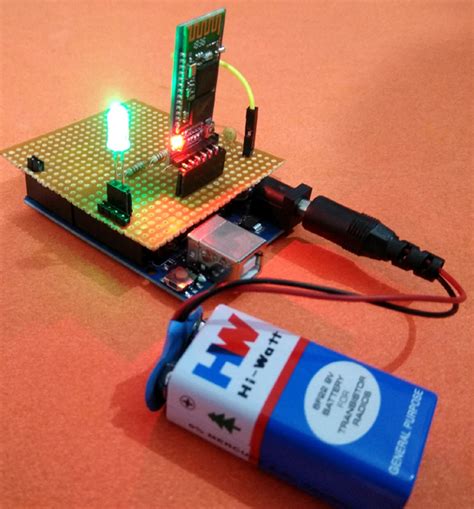 如何使用蓝牙模块hc 05对arduino进行无线编程 电子发烧友网
