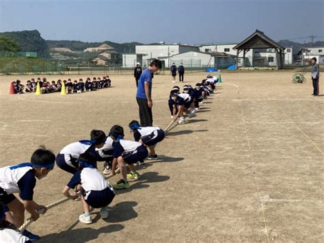 3､4､8年 心を1つに！全力綱引き練習｜高岡市立国吉義務教育学校