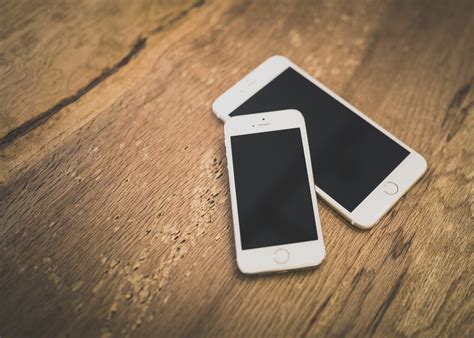 機種違いのスマートフォンの無料の写真素材 Id15118｜フリー素材 ぱくたそ