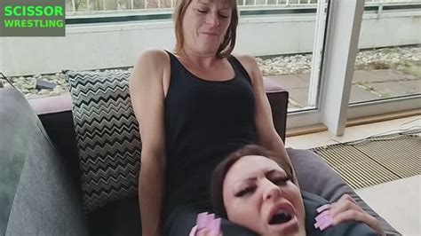 Diana Alicia Double Headscissor Teil 2 Scissorwrestling Clips4sale
