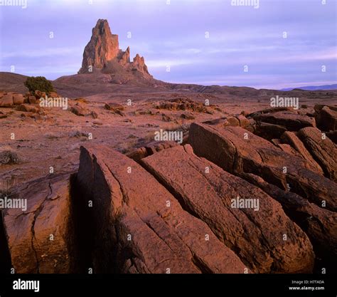 Agathla Peak The Basalt Core Of An Extinct Volcano Monument Valley