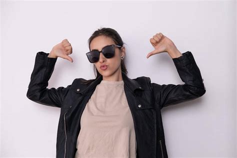 Mengapa Stigma Pick Me Girl Negatif Ini Penjelasan Psikolog Idn Times