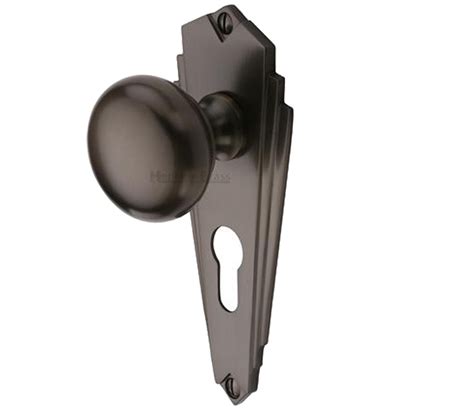 Heritage Brass Broadway Art Deco Style Door Knobs On Backplate Matt Bronze Br1800 Mb Sold In