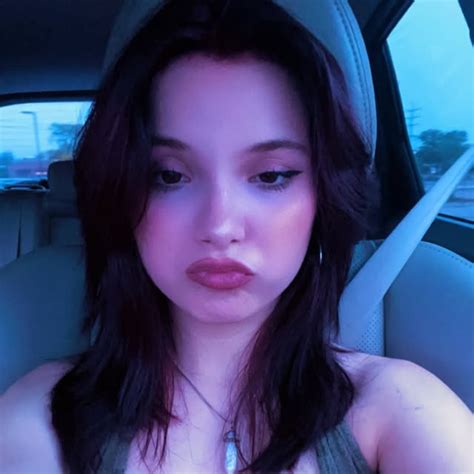 Alana Alanar28 On Threads