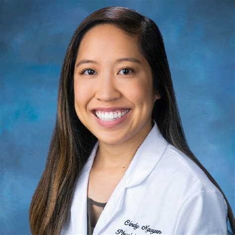 Cindy Nguyen Dermatology Rotation Skin And Cancer Associates Linkedin