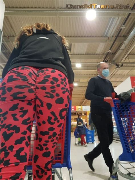 Bubble Butt Tight Ass In Lower Candid Teens