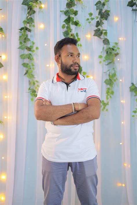 Anushka එන්න මේ මගේ පාසලේ සුභ සාධනය සදහා St Joseph Vaz College Wennappuwa 🎸🎸2023