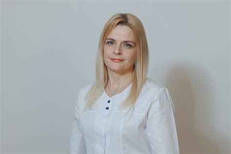 Наші лікарі сайт КНП Клінічна лікарня № 4 СМР