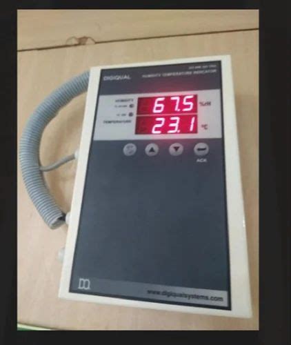 On Off LED Digital Temperature Humidity Indicator For Industrial At Piece In Pune