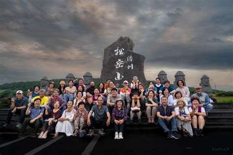 파시클 3년 동안 준비한 작업이 드디어 책으로 나왔습니다 고 김복동 할머니의 그림에 김지현jihyun Kim 작가와 편집자 희음희음님 그리고 디자이너 들토끼