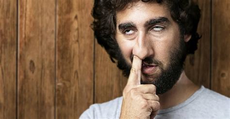 Создать мем мужчина чувак ковыряется в носу ковыряние в носу Картинки Meme