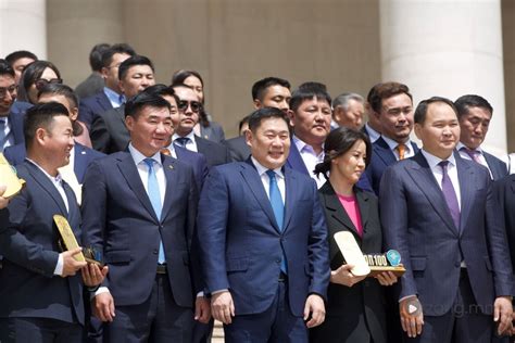 Анх удаа хувийн хэвшлээс ТОП 100 ААН тодорлоо