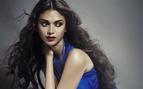 Aditi Rao Hydari Haircut Styles