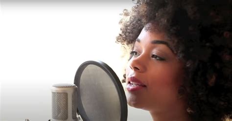 47 Hottest Female Singers Music Industry How To