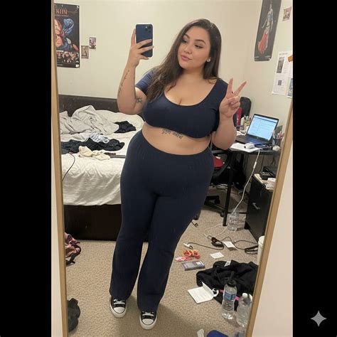 Chubby Latina Mirror Selfie Fatgfwojaks Tribute By Ahemahem On Deviantart