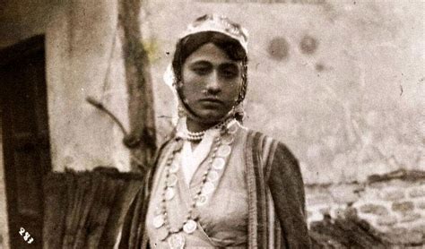 سفر به عصر قاجار؛ از پسر ناصرالدین‌شاه تا دختران اشراف‌زاده