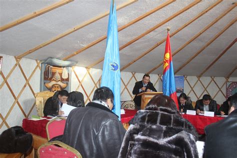 Сумын Засаг даргын үйл ажиллагааны хөтөлбөрийн хэрэгжилтийг дүгнэв