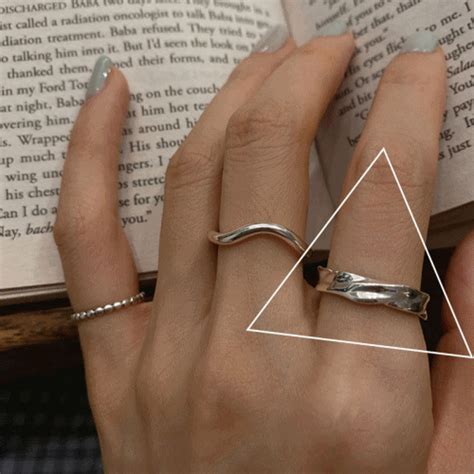 당일 출고 925 Silver 델리아 빈티지 구김 볼드 링 데일리 레이어드 은 실버 주얼리 레이어드링 가드링 직장인 학생 모던 긱시크 코디 포인트 반지 에이블리