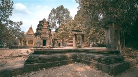 ប្រាសាទព្រះឥន្ទ្រកោសីយ៍ នៅកណ្ដាលក្រុងសៀមរាបតែមិនសូវមានភ្ញៀវចាប់អារម្មណ៍