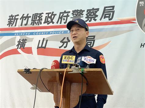 台南警官涉恐嚇取財還衝撞警車 遭開9槍就逮 Yahoo奇摩新聞｜cmoney 股市爆料同學會