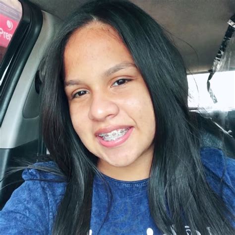 Cassi Cassiane Mota • Threads Say More