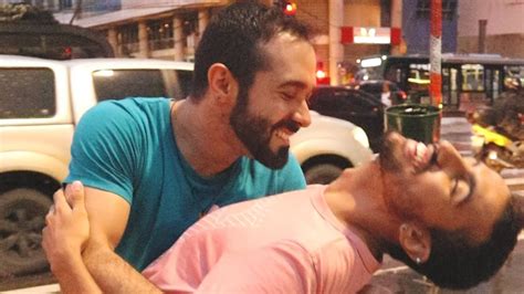 Homem DanÇando ForrÓ Com Outro Homem Contra O Preconceito Youtube