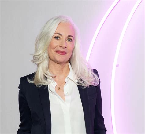 Observer Arts Interviews Mary Rozell Of The Ubs Art Collection Observer