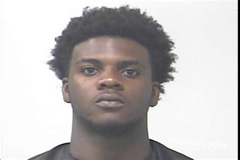 Robinson Devin Lamar 03262024 St Lucie County Mugshots Zone