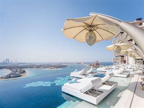 레고블록 쌓은 듯…쌍용건설 두바이 초특급 호텔 완공