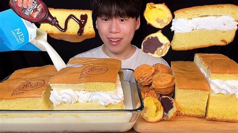 Sub 대왕 카스테라 And 호두과자 우유 말먹 먹방 Asmr 생크림을 듬뿍 넣은 생크림 대왕 카스테라에 우유에 부어먹어요 계란빵맛이 강해서 맛있어요 쌀로 만든 호두과자는