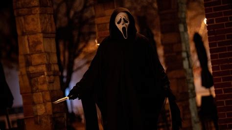 Scream 7s Trailer Brings Back Neve Campbell And References Rose
