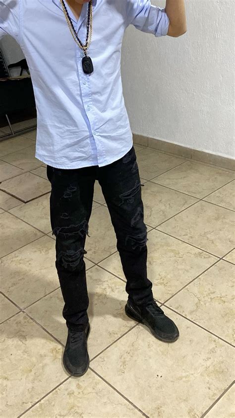 Alucin Outfits