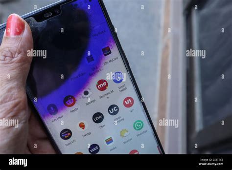 Blue Pinkish Black Screen Spreading On Mobile Lcd Screen On Mobile Homescreen One Plus Screen