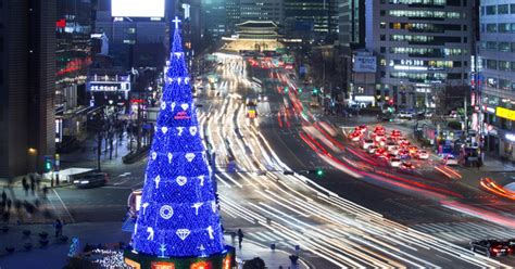 손에 피 묻힌 채 맨발로크리스마스 날 아버지 살해한 20대 아들