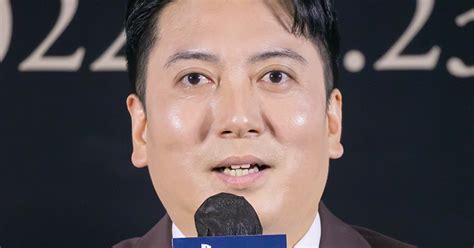 포토 박명훈 올빼미 눈