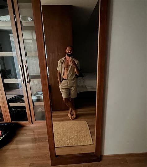 Liverpool Fans Stunned As Mohamed Salah Shows Off Dramatic New Look