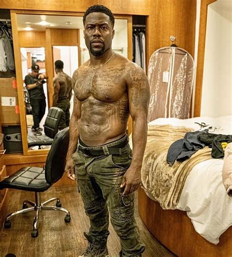 Kevin Hart Shows Off Physique Reveals He Worked With Navy Seals For