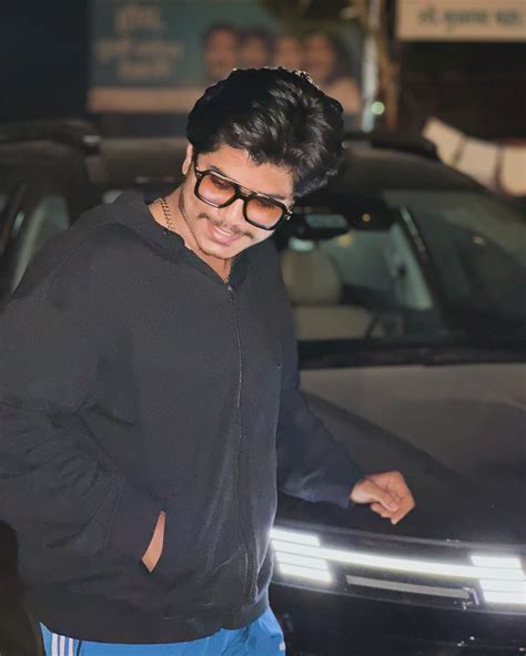 𝓨𝓾𝓿𝓻𝓪𝓳 𝓶𝓪𝓱𝓪𝓵𝓮 Yuviiii2727 • Instagram Photos And Videos